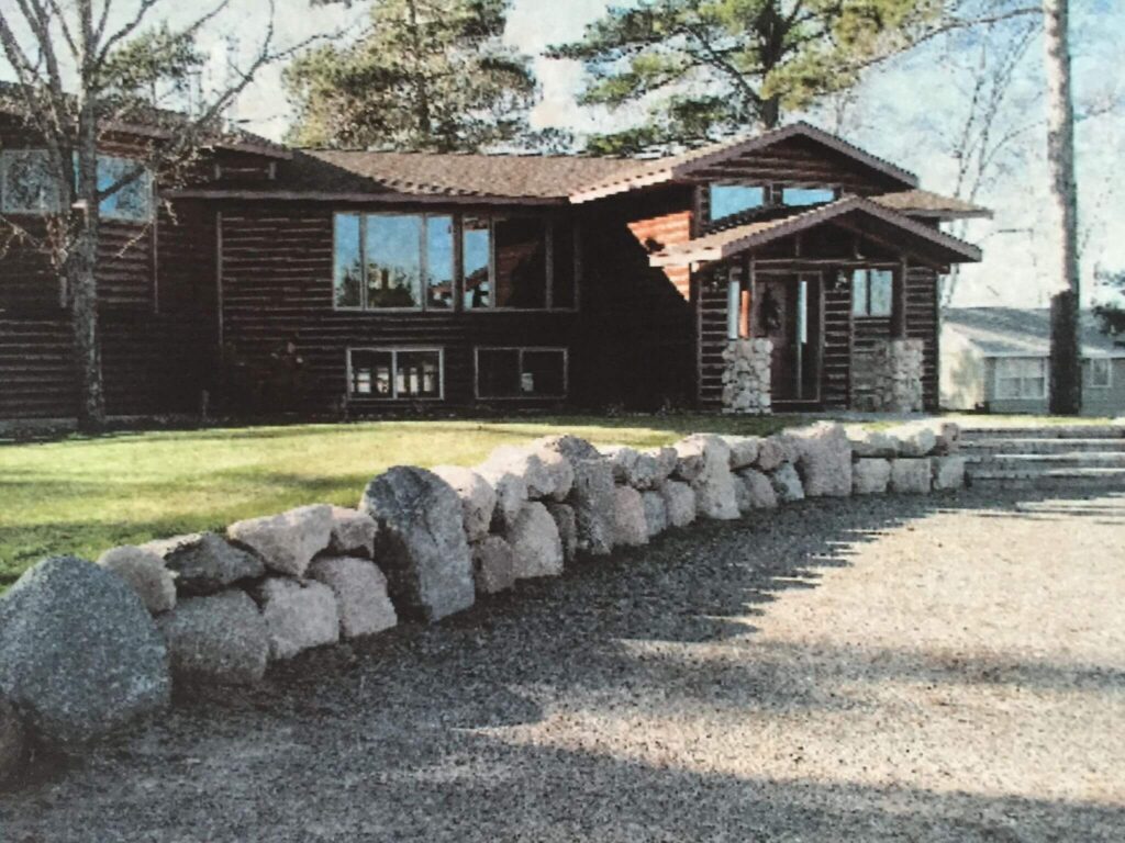 Boulder Walls - Boulders R Us