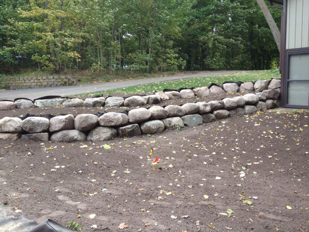 Boulder Walls - Boulders R Us